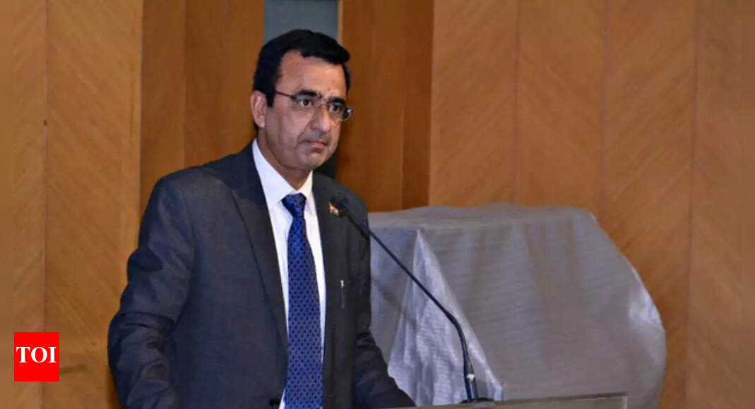 Meet Dr Rakshit Tandon - a distinguished national cyber security expert ...