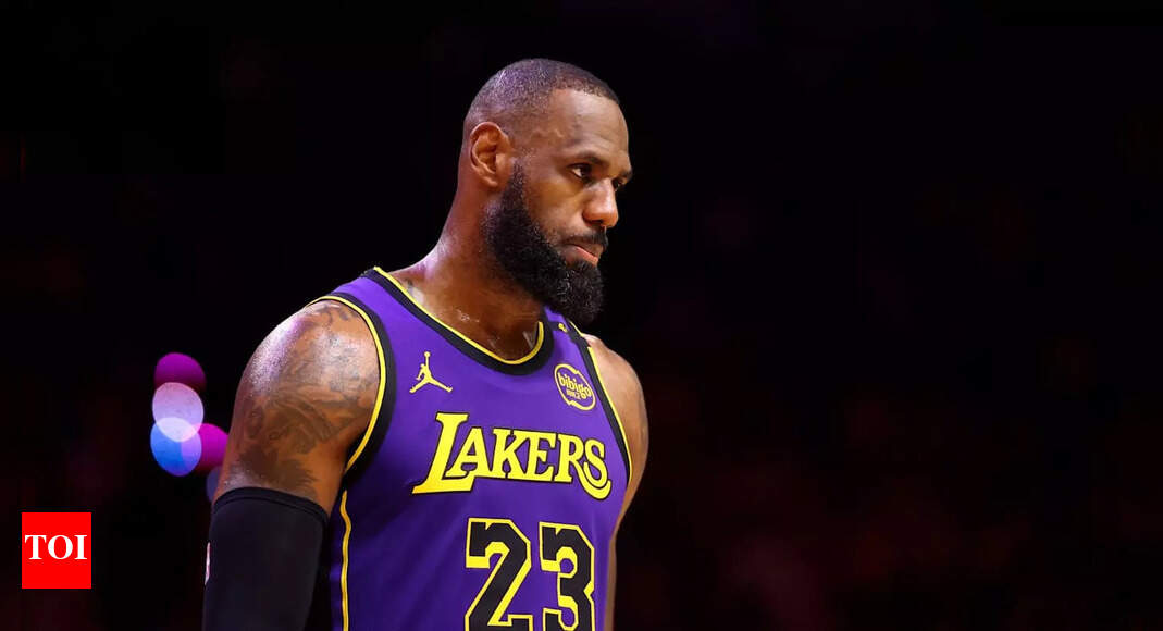 LeBron James makes NBA history, becomes the oldest player with three-straight triple-doubles ...