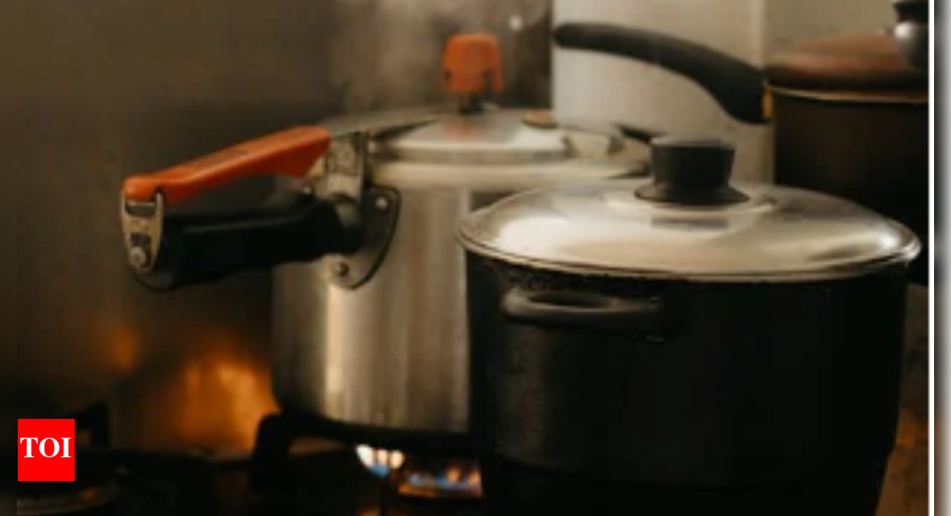 2 Litre Cooker Price: Best 2 Litre Cookers for Convenient and Time ...