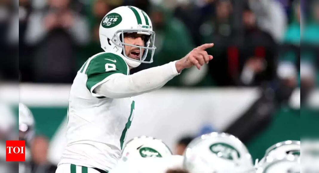 Aaron Rodgers walks back strong words for Jets owner after committing ...