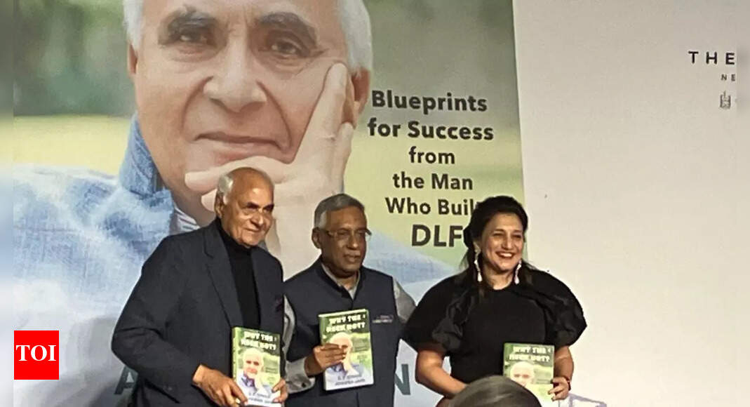 DLF Chairman Emeritus KP Singh and Aparna Jain release 'Why the heck ...