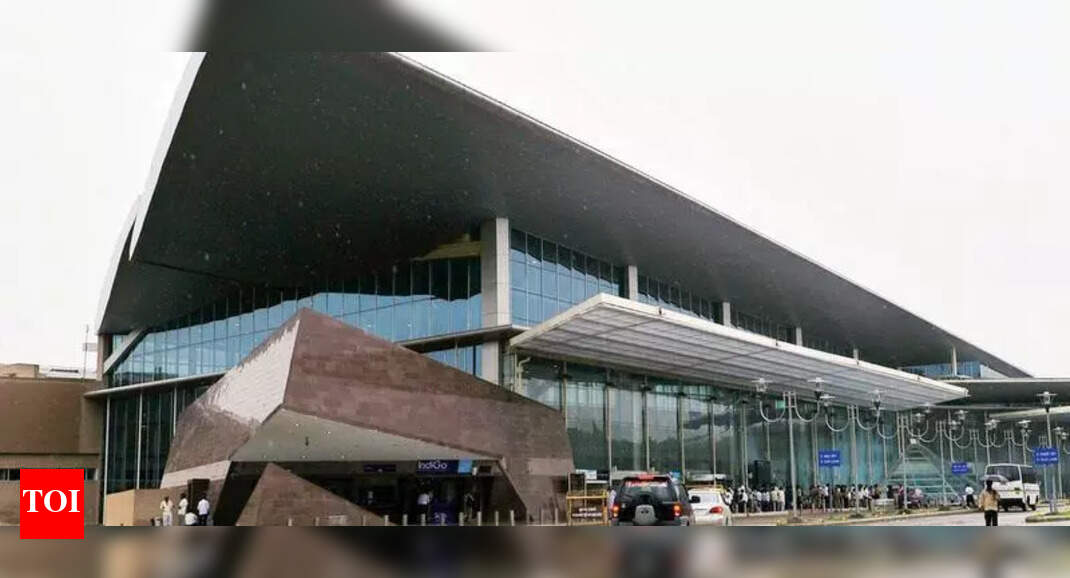 Lucknow Airport Prepares for Winter: Enhanced Facilities and Fog ...