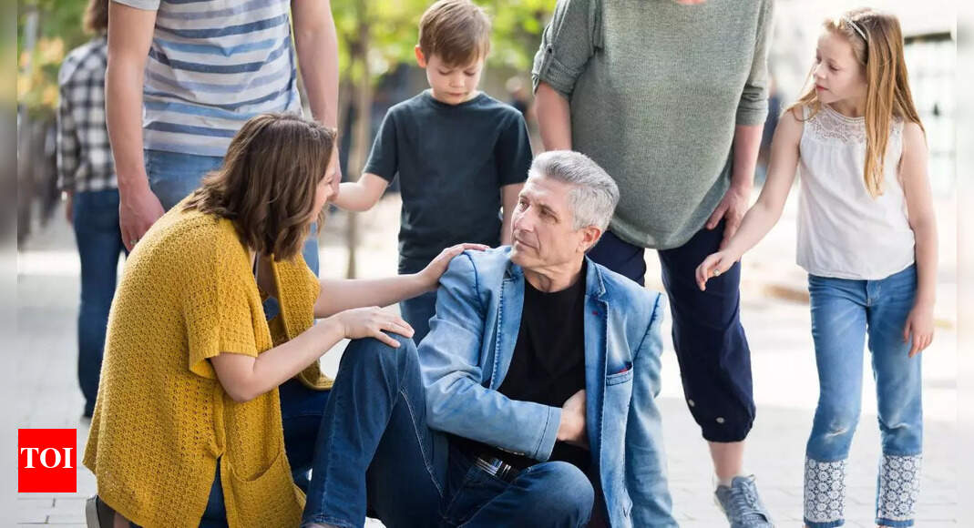 Tips to deal with relatives who interfere too much (without upsetting ...