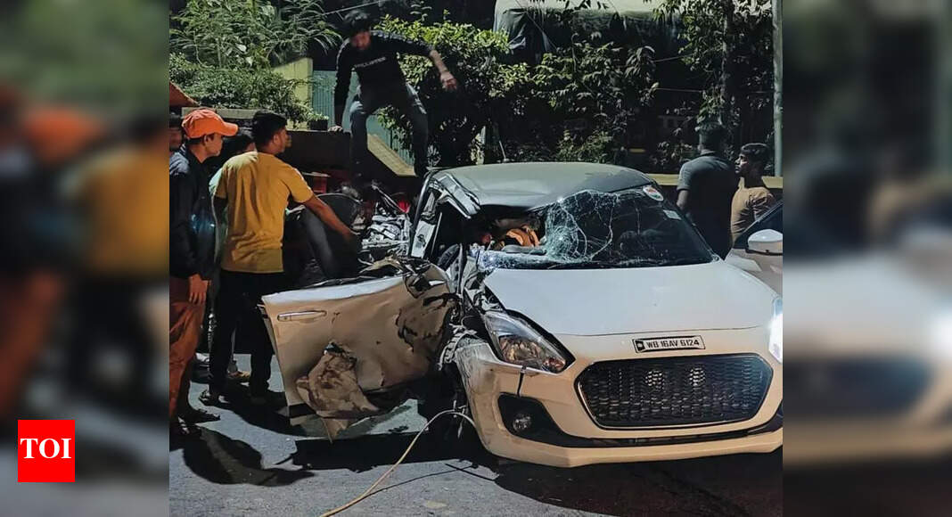 Tragic Crash Claims Lives of Former Driver and Two Children in Howrah | Kolkata News - Times of ...