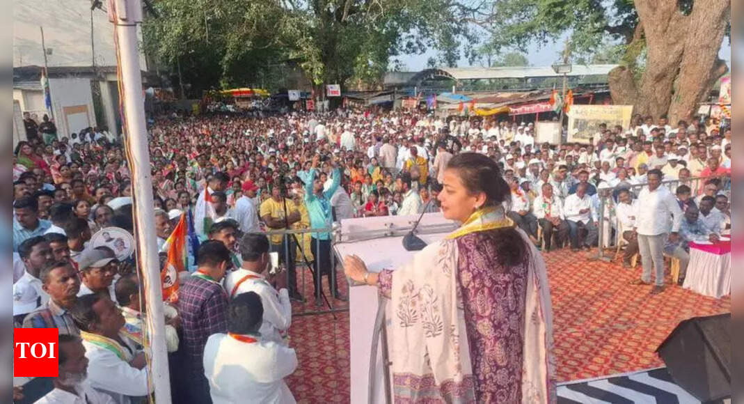 Praniti Shinde Takes Charge of Solapur Congress Amidst Political ...