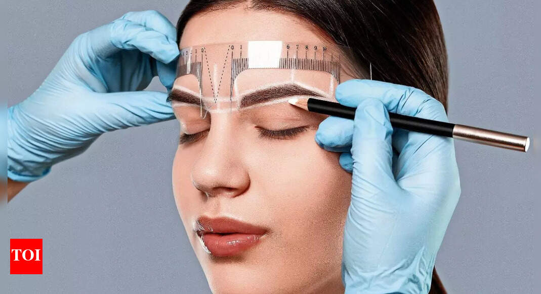 Transform Your Eyebrows with Ombre Powder Brows: The Trending Semi ...