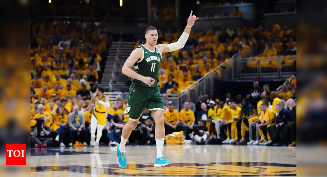 Brook Lopez shines with 27-point double-double despite scary fall in ...