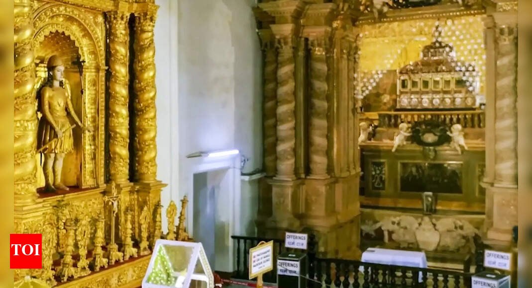 Night before Exposition, armed police personnel to guard casket inside ...