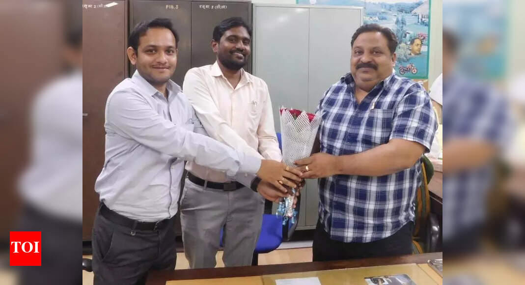 Saurabh Khekde Appointed Deputy Director of PIB Nagpur | Nagpur News ...