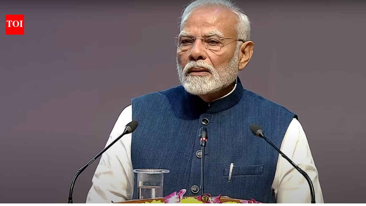 PM Modi Constitution Day 2024 Speech Live Updates: 'Constitution is our ...