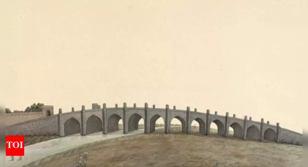 The 400-year-old Barapullah Bridge: Delhi's Mughal heritage emerges ...
