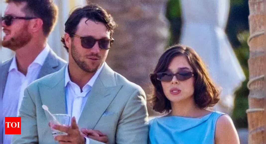 How did Josh Allen’s family react to his engagement with Hailee ...