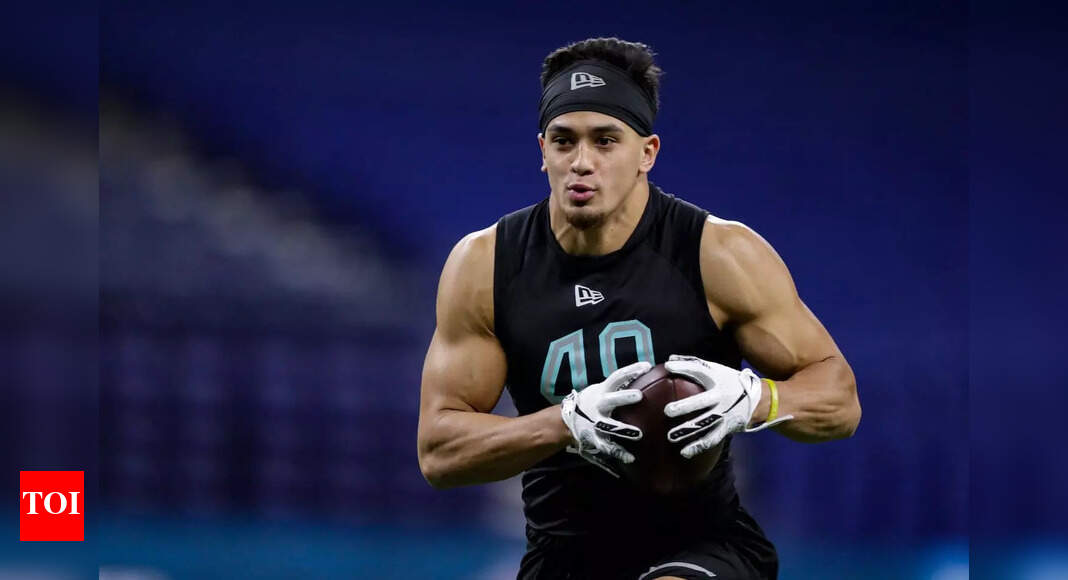 The Los Angeles Chargers have placed safety Alohi Gilman on injured ...