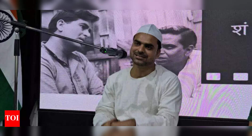 Lucknow's Dastangoi Storytelling Shines in Moscow: Cultural Exchange ...