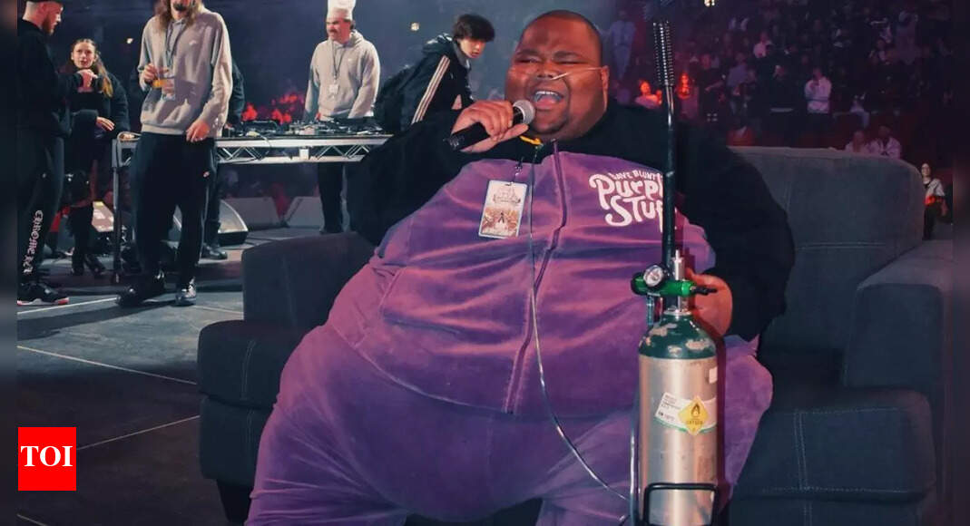 Rapper Dave Blunts performs with oxygen tank in Chicago; netizens ...