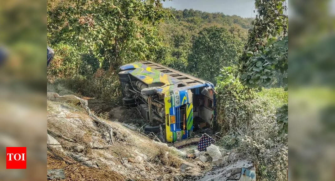 RTO Revokes PUC Centre License After Fatal School Bus Accident | Nagpur ...
