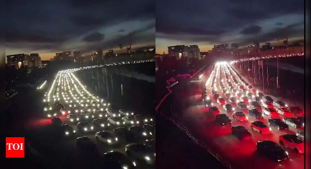 Watch | Old Tesla’s viral light show in Finland features 900 cars in ...