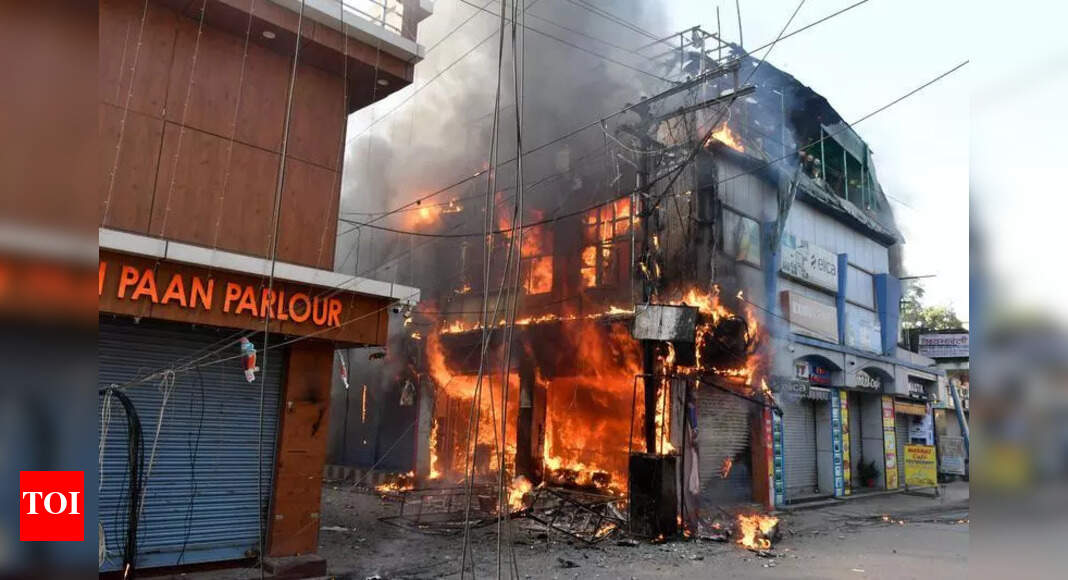 Massive Fire Destroys Rs 1.5 Crore Worth of Goods in Giridih Warehouses | Ranchi News - Times of ...