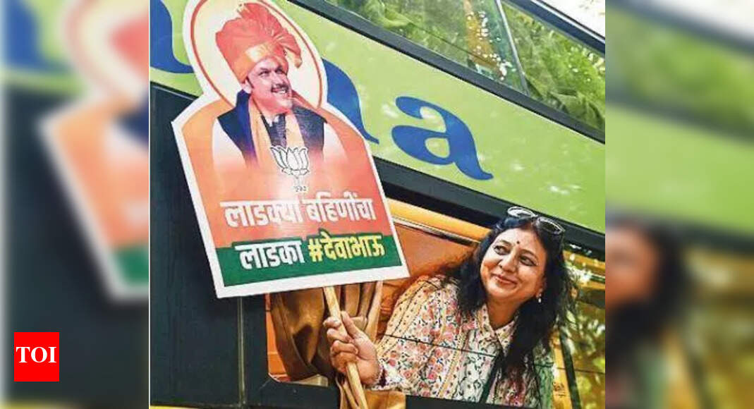 Devendra Fadnavis oath taking today: Nagpur erupts into joy, celebrates ...