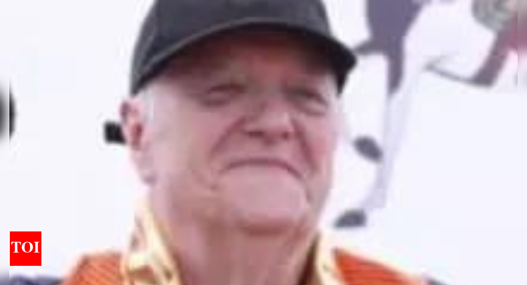 Frenchman Jean Pierre Honored with Hindu Cremation in Udaipur | Jaipur ...