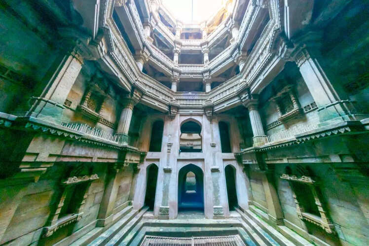 5 ancient stepwells in Ahmedabad perfect for pre-wedding photoshoots ...