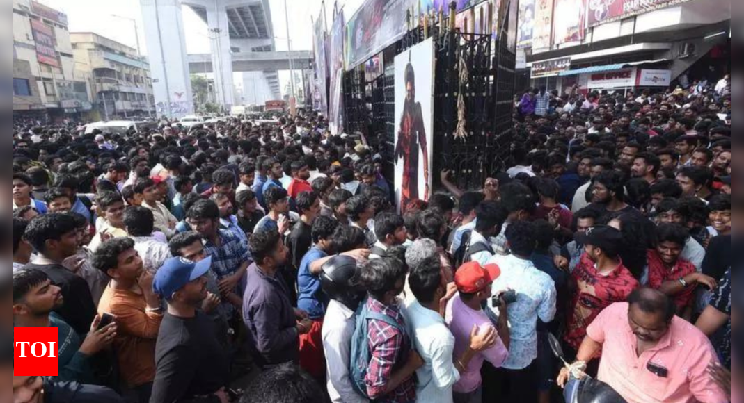 Tragedy at 'Pushpa 2' Premiere: Crowd Surge Leads to Stampede ...