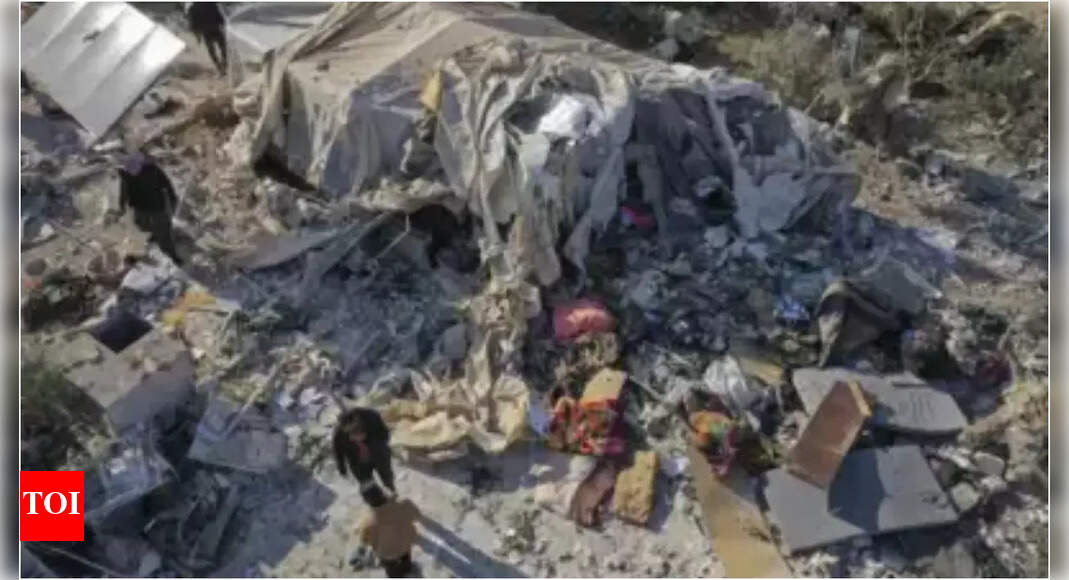 Air strikes target bridge between Homs and Hama amid ongoing Syrian ...