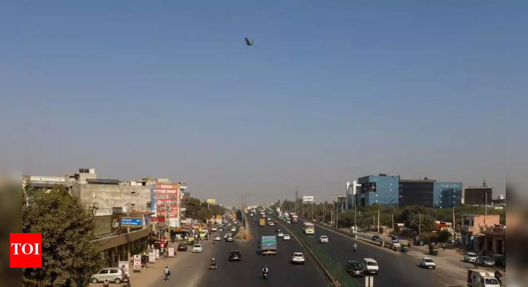 Gurgaon Air Quality Remains Moderate Amidst Slowing Winds | Gurgaon ...
