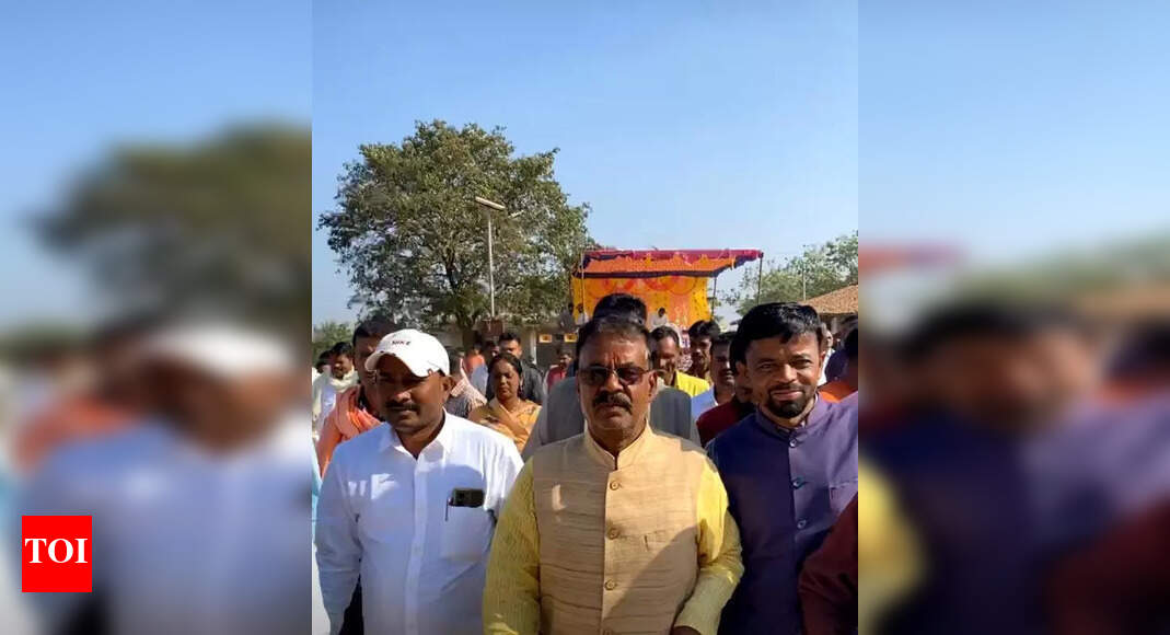 LJP(R) Expands in Jharkhand After Chatra Victory: Key Leaders Join ...