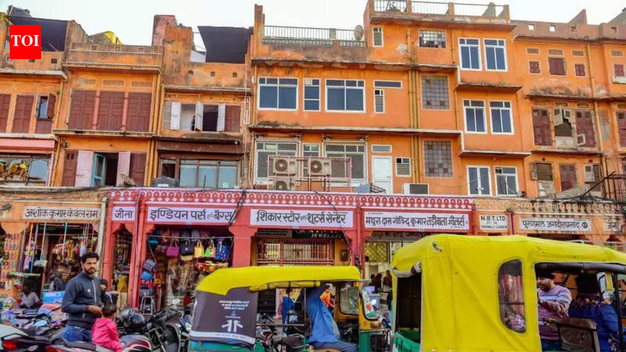 Inconsistent Shades of Pink: Jaipur's Heritage Buildings Fail to Follow ...