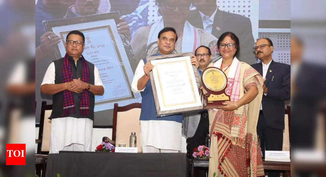 Assam Honors 31 Writers on Homen Borgohain's 93rd Birth Anniversary ...