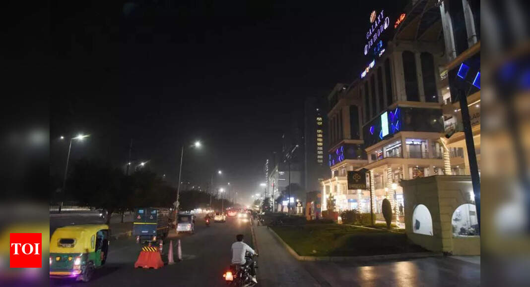 Noida's Booming Restaurant Scene: Unprecedented Growth and New Dining ...