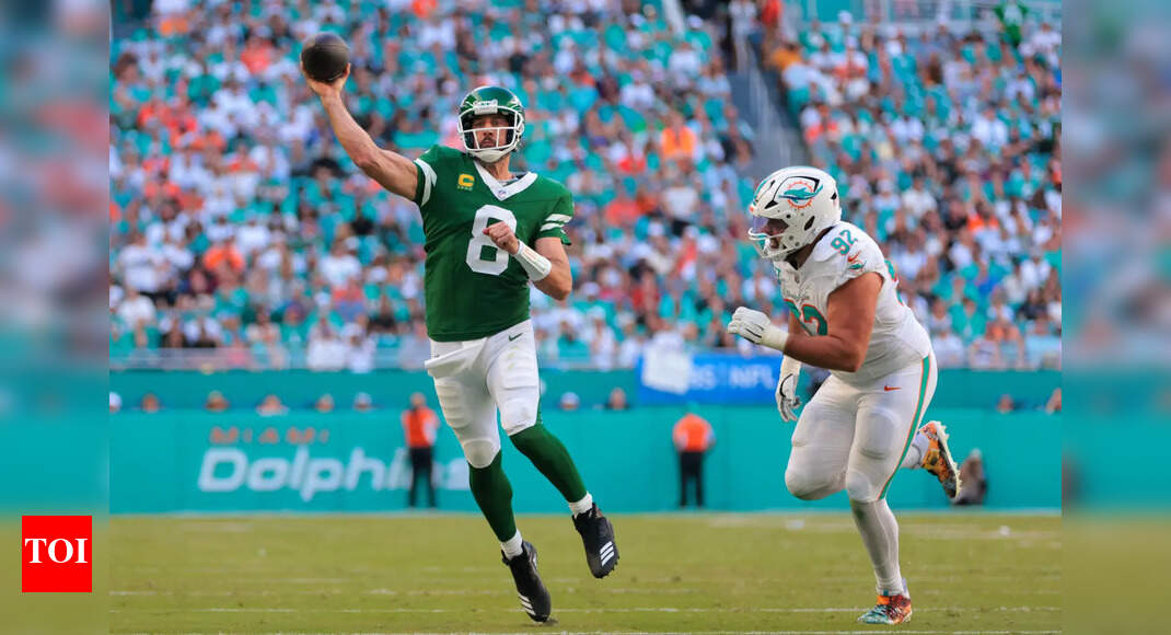 Aaron Rodgers’ Jets officially out of playoff race: 14th straight ...