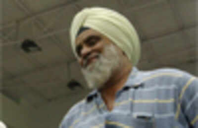 Bedi has changed mindset of J&K cricketers: Ian Dev Singh | New Zealand in India 2016 News ...