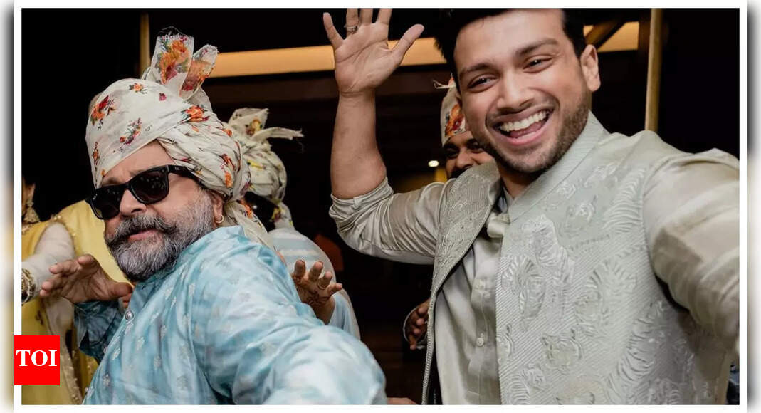 Kalidas Jayaram wishes dad Jayaram birthday; says, 'Happy 60 popzzzz ...