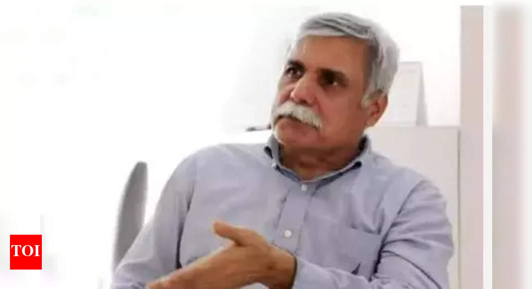 Sanjay Pandey, Former Maharashtra DGP, Interrogated by Thane Crime ...
