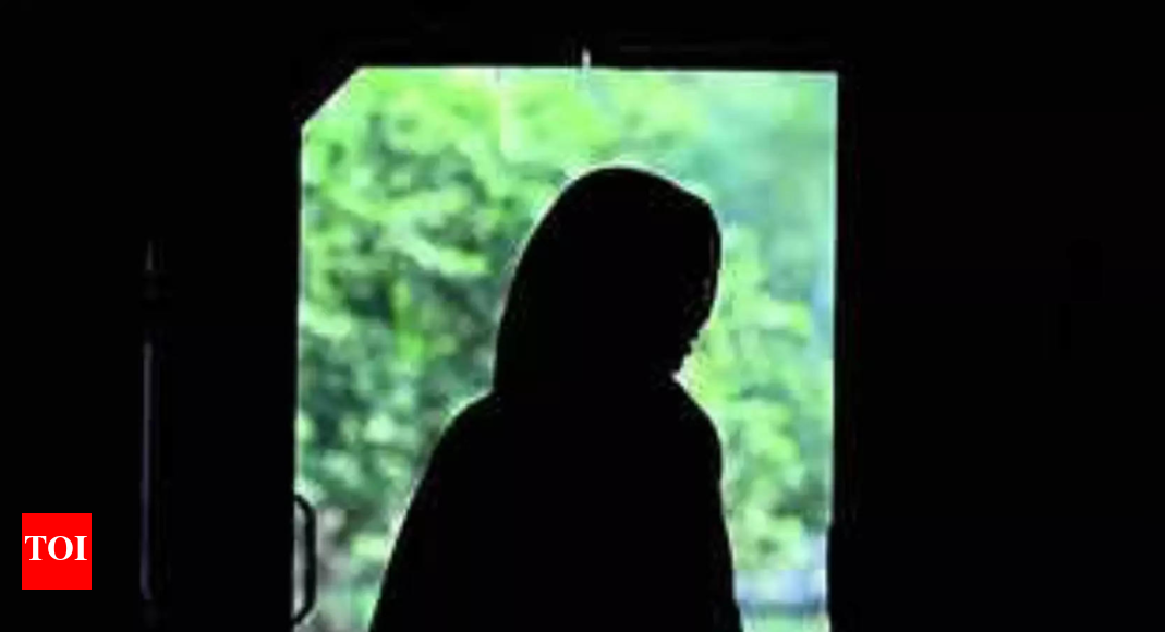 Thane Triple Talaq Case: Man gives 'triple talaq' to wife for going alone for walk | Thane News ...