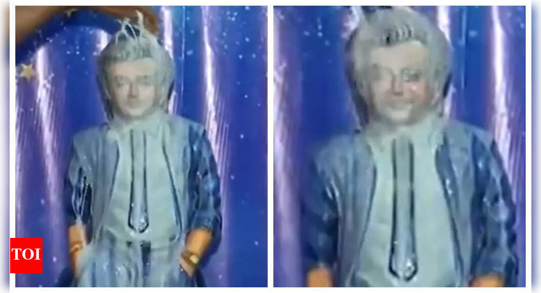 Rajinikanth's 74th Birthday: Fans unveil new statue and perform rituals ...