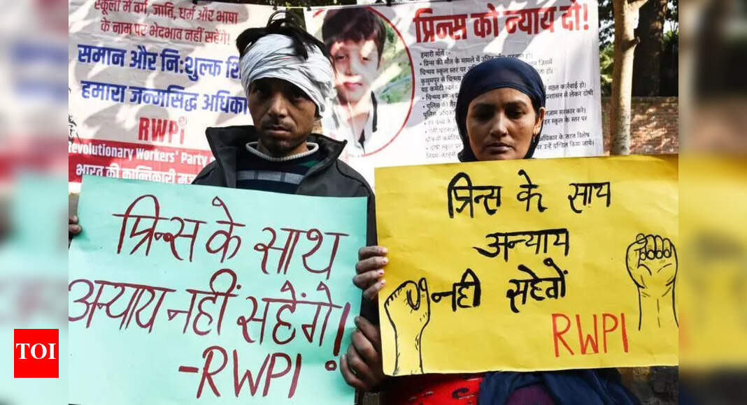 Protest at Jantar Mantar over student’s death | Delhi News - Times of India