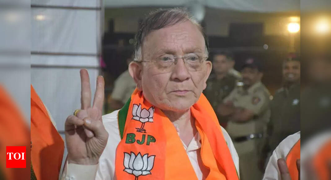 Supporters resign over cabinet snub to Krishna Khopde | Nagpur News ...