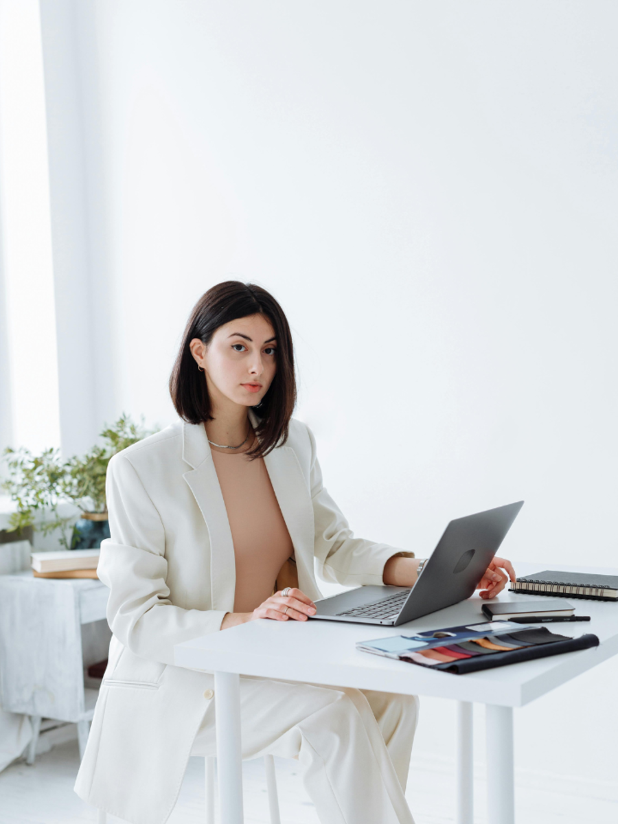 Quick And Easy Style Tips For Corporate Girlies Always In A Rush | Times Now