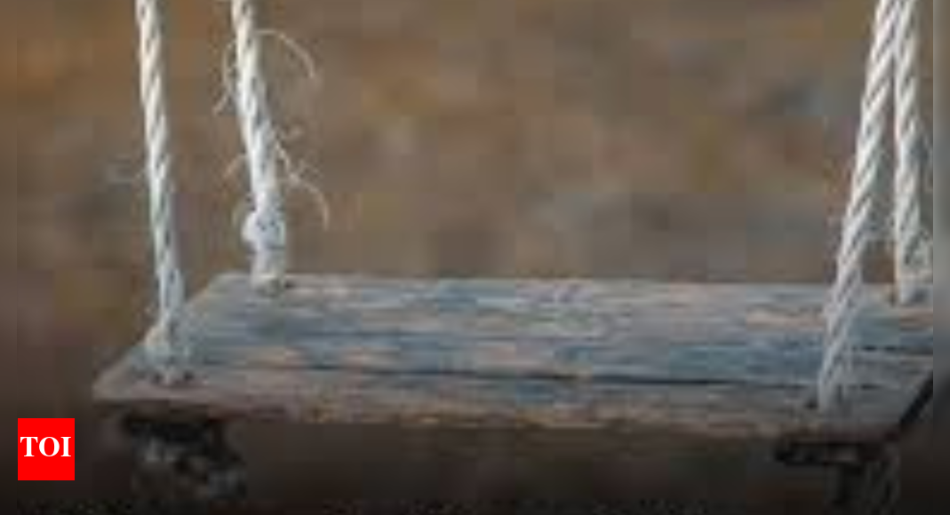 Severe Accident at Madhya Pradesh Fair: Girl's Scalp Torn Off in Swing ...