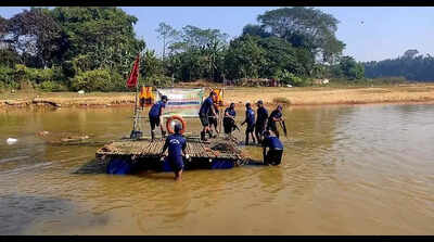 Clean-up drive launched to revive dying Jorhat river Bhogdoi | Guwahati ...