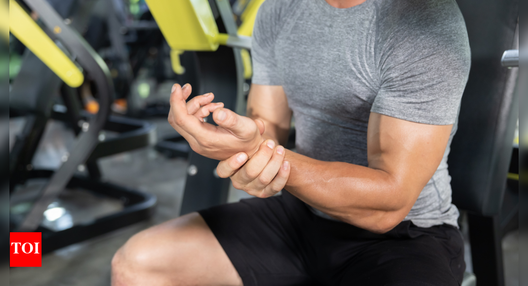 Hand Tremors Causes: Do you feel hand tremors after exercise? Here’s ...