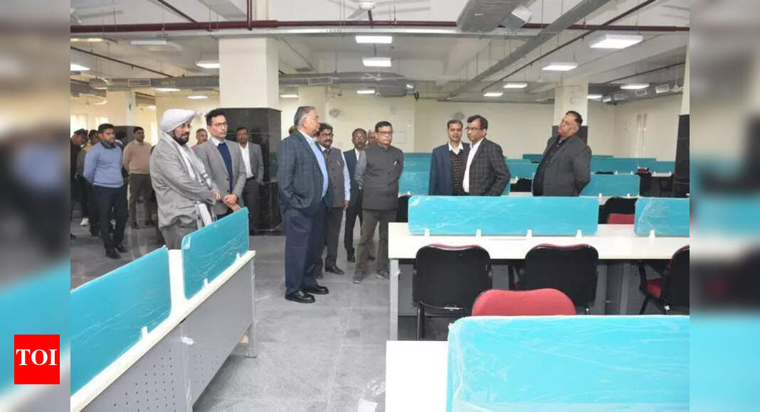 BHU’s Central Library gets 700 more seats | Varanasi News - Times of India