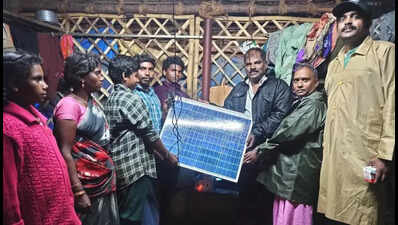 Solar lamps bring light to Periyakulam tribals | Madurai News - Times ...