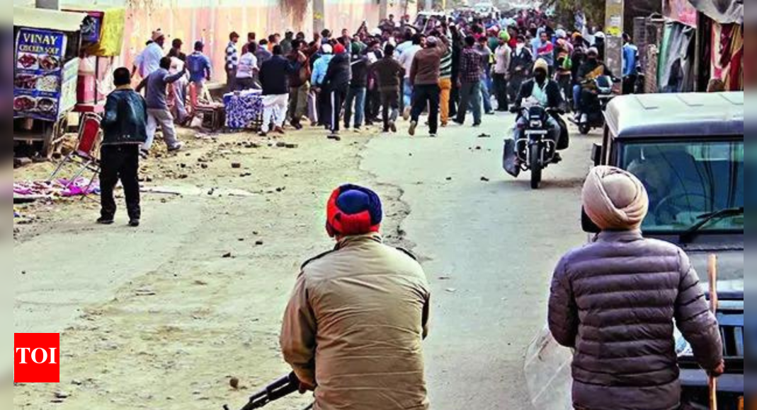 Split mandate in 3 Punjab municipal bodies; talks of Congress-BJP tie ...