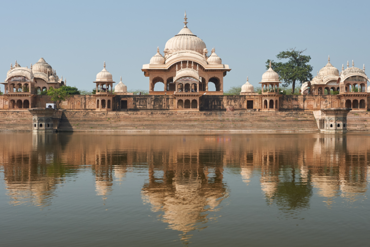 5 must-visit spiritual destinations in Uttar Pradesh for your travel ...