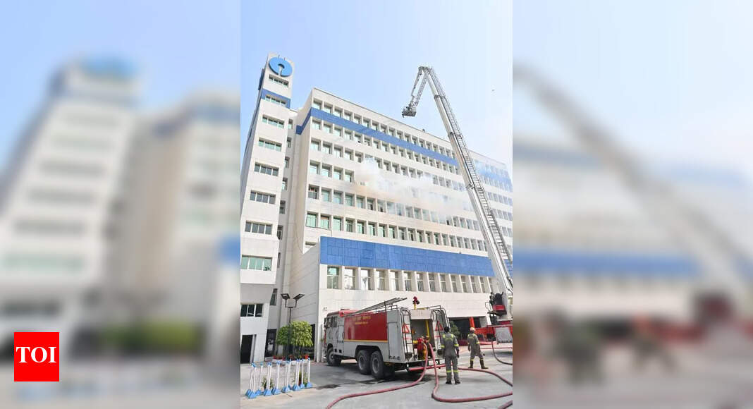 In mock drill, firemen fight high rise blaze | Lucknow News - Times of India