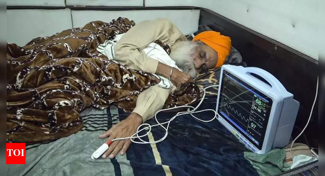 32nd day of hunger strike: Dallewal ketone levels high | Chandigarh ...